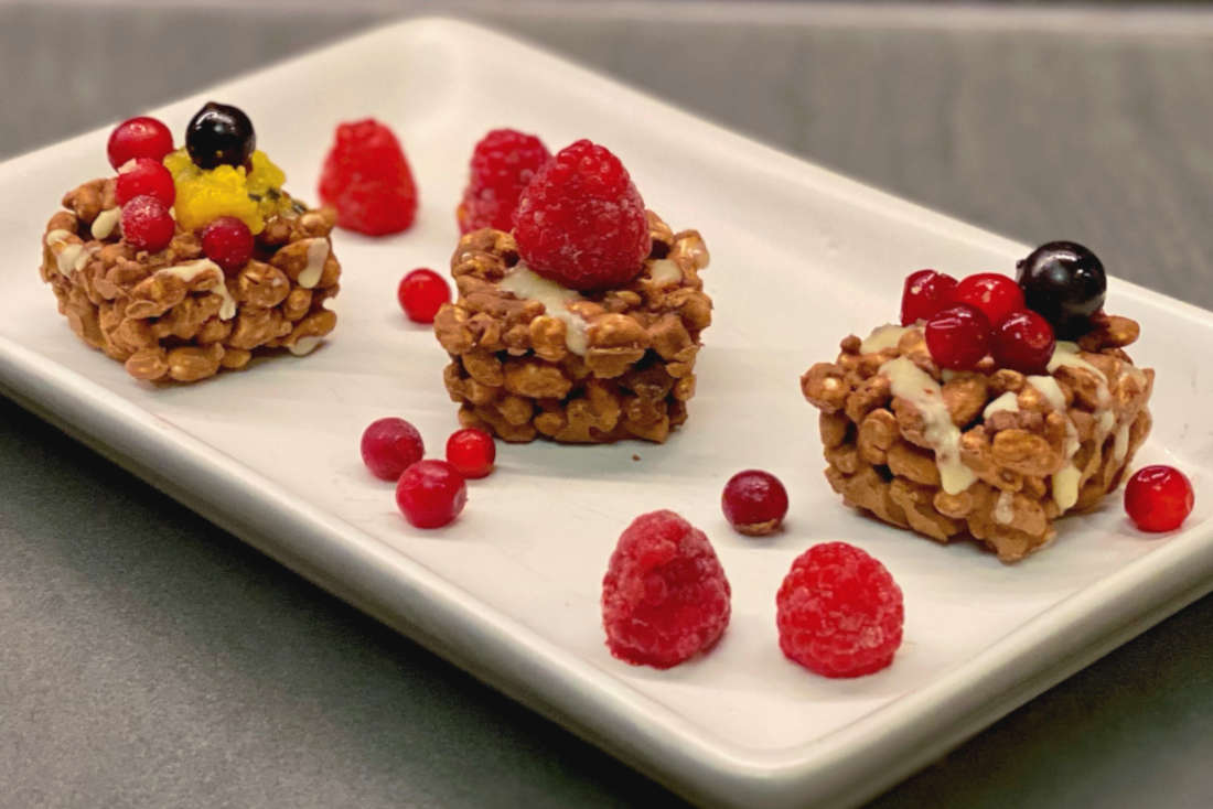 Rostade rispuffar med choklad och bär - Kroppsterapeuten