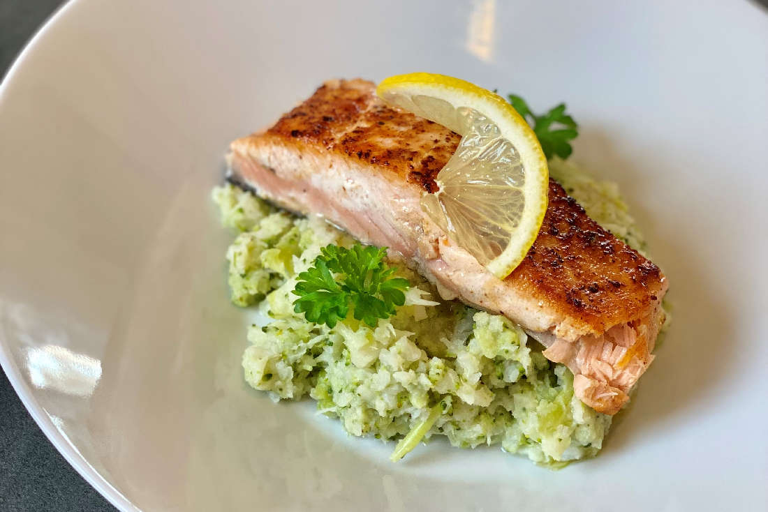 Lax med mos av broccoli och blomkål - Kroppsterapeuten